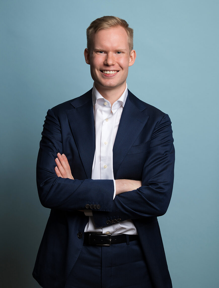 Anton Mikkonen - August